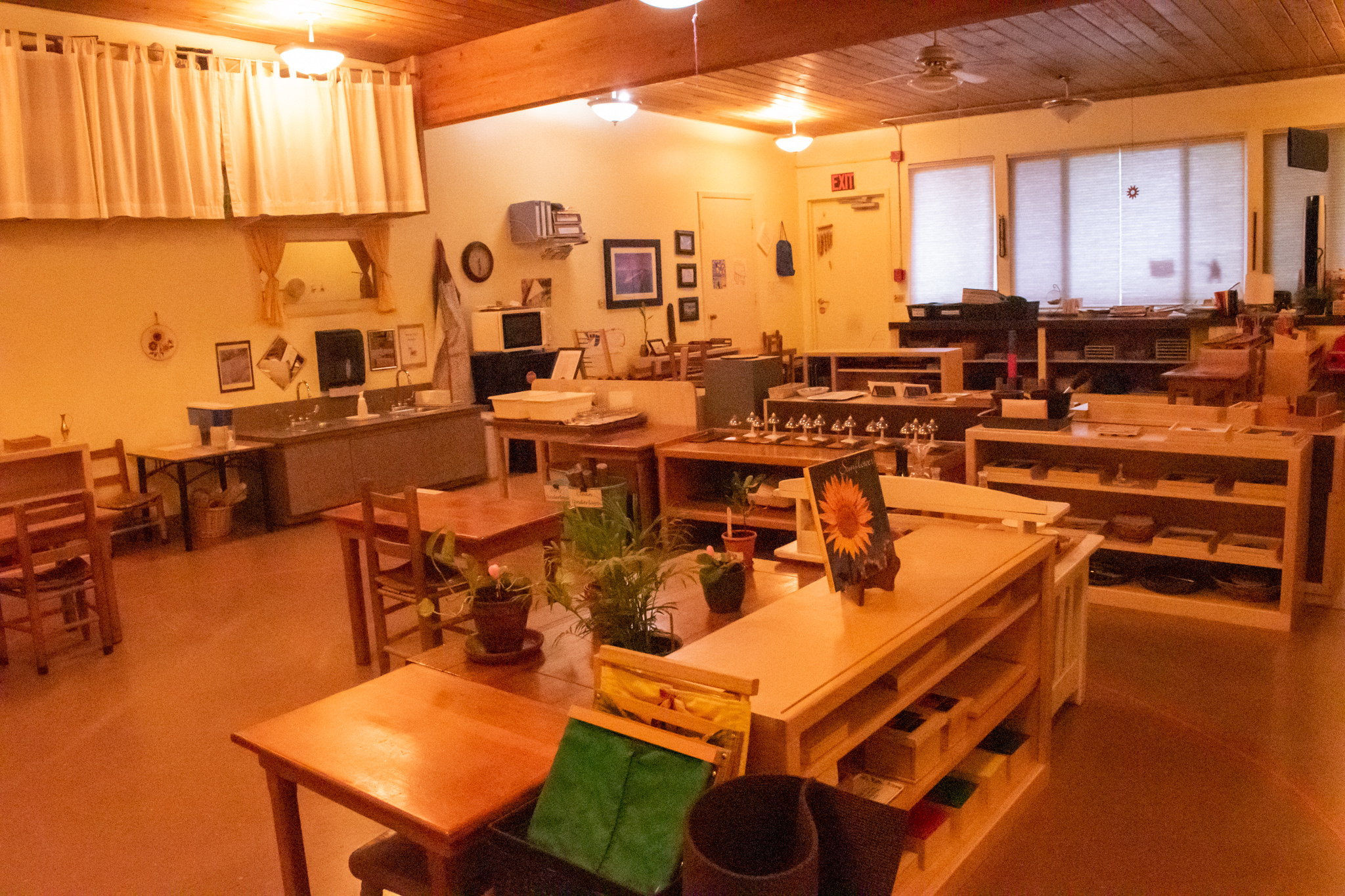 Primary (3 to 6 yrs) – Vancouver Montessori School